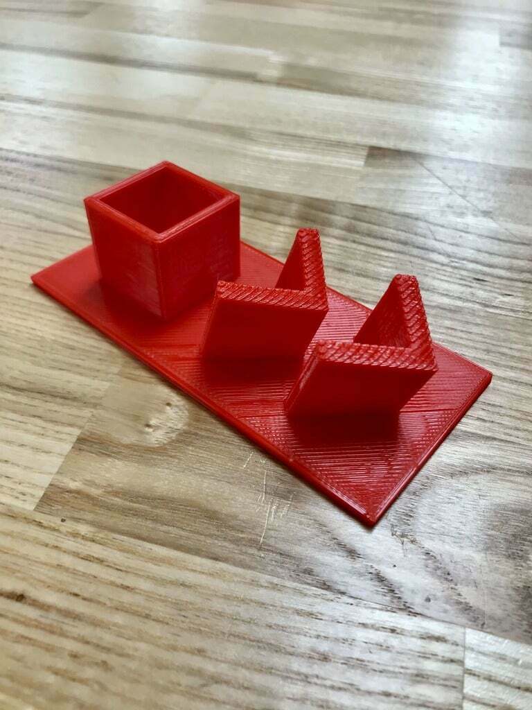 Free STL file Textbook Stand 🎨 ・Template to download and 3D print・Cults