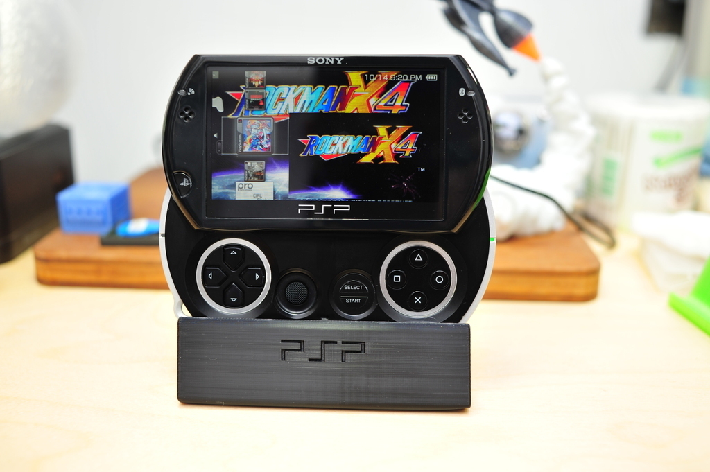 🎮 PSP GO stand・Free STL File for 3D printing・Cults