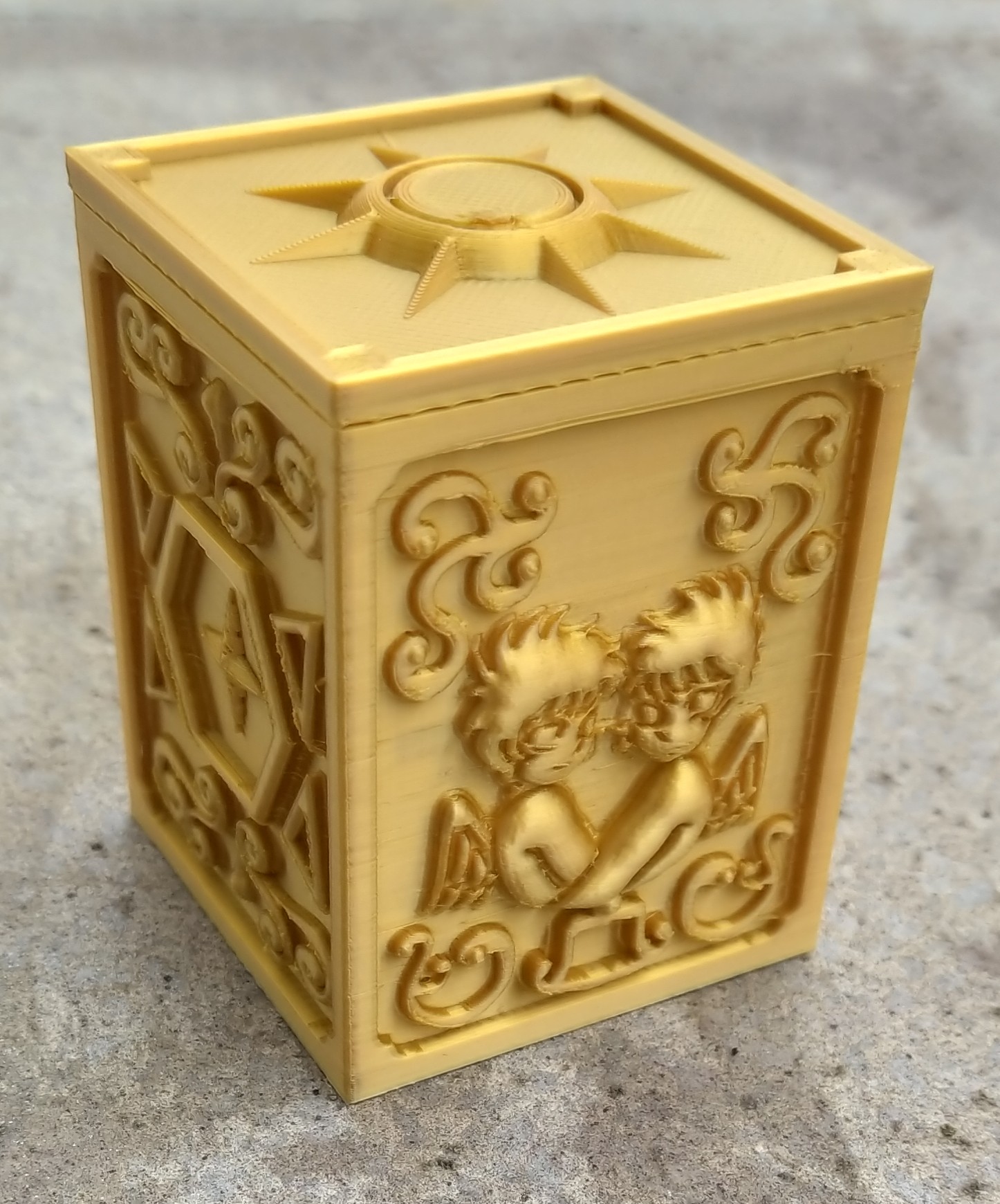3D printable Saint Seiya pack 13 box gold • made with Ender 3 Pro・Cults