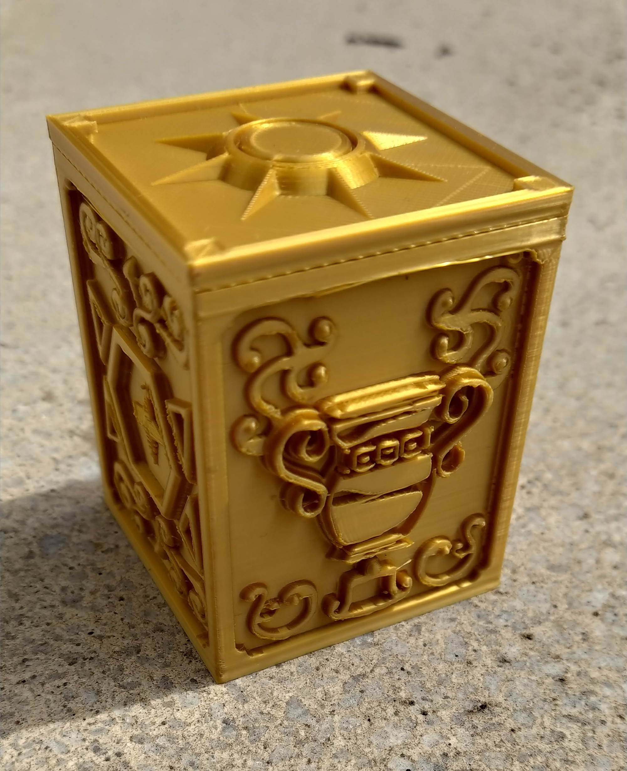 3D printable Saint Seiya pack 13 box gold • made with Ender 3 Pro・Cults