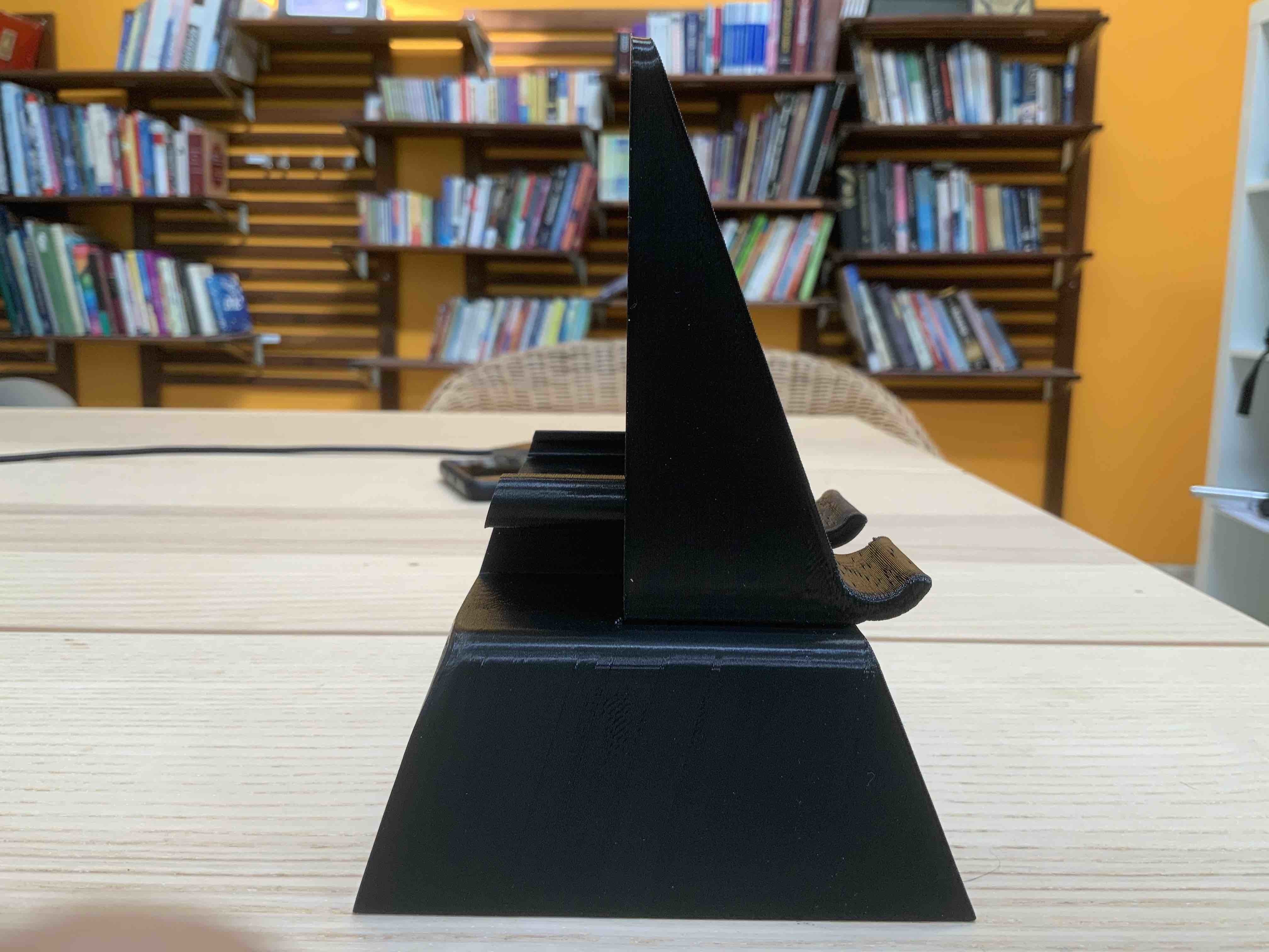 Free STL file Mobile phone stand ONYX 📞 ・Template to download and 3D ...