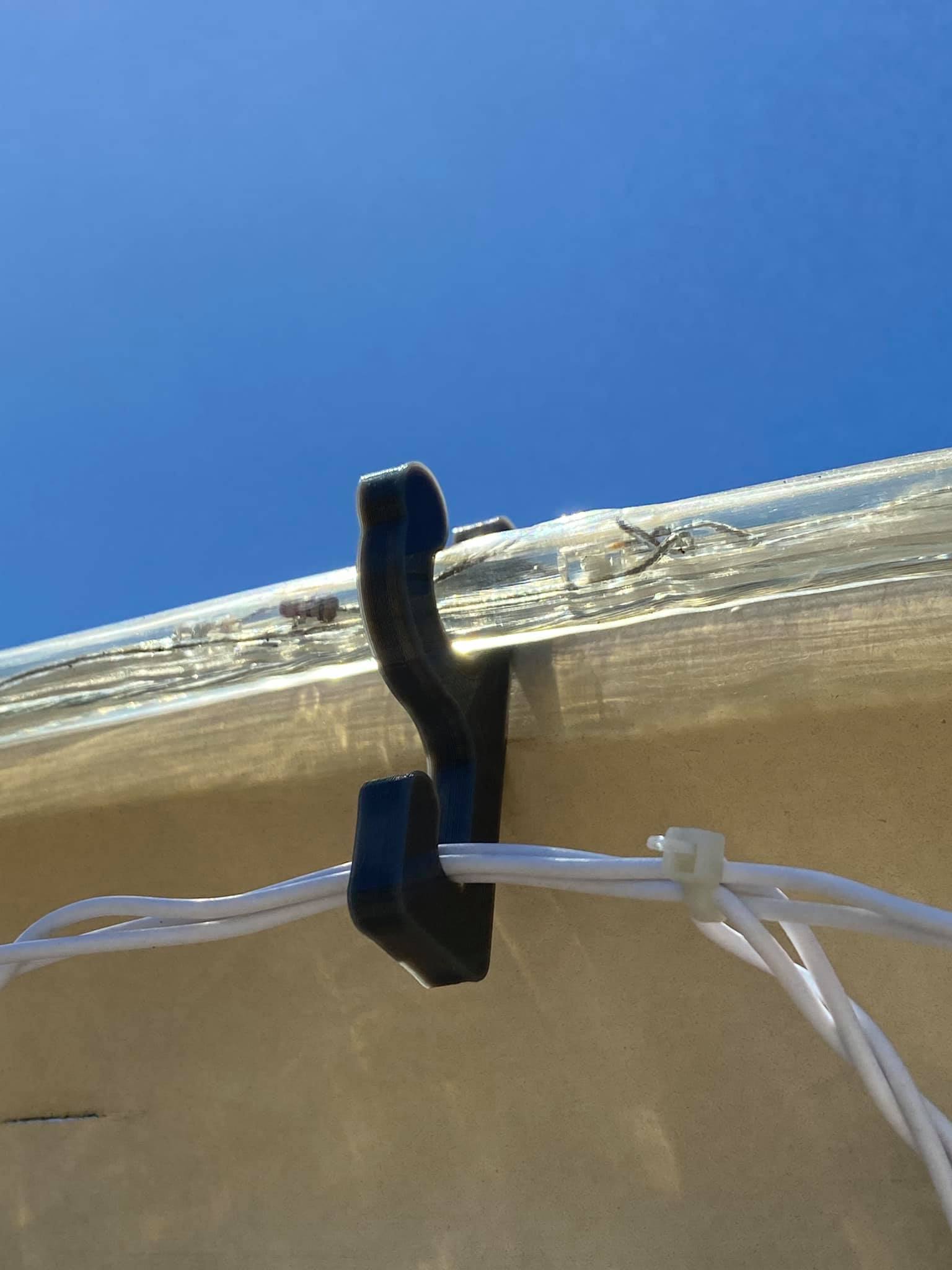 🎄 Christmas light gutter hook・Free STL File for ・Cults