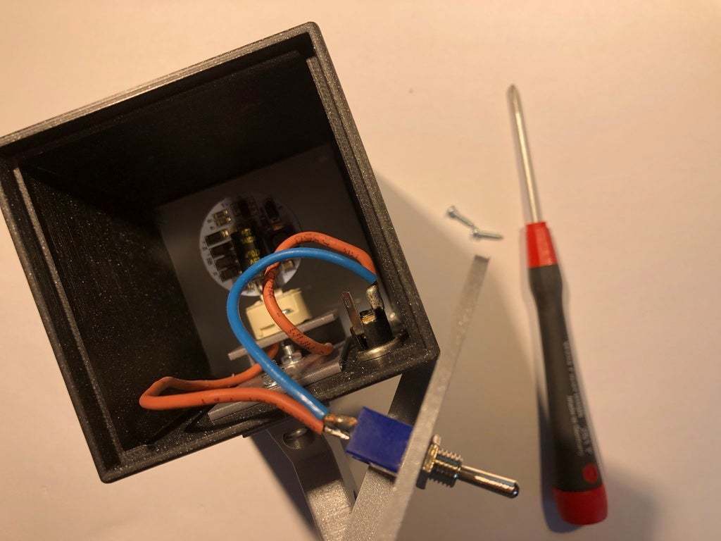 Free STL file Bedside Lamp (Box), LED 12V 2.5W 🔦 ・3D printing design to ...