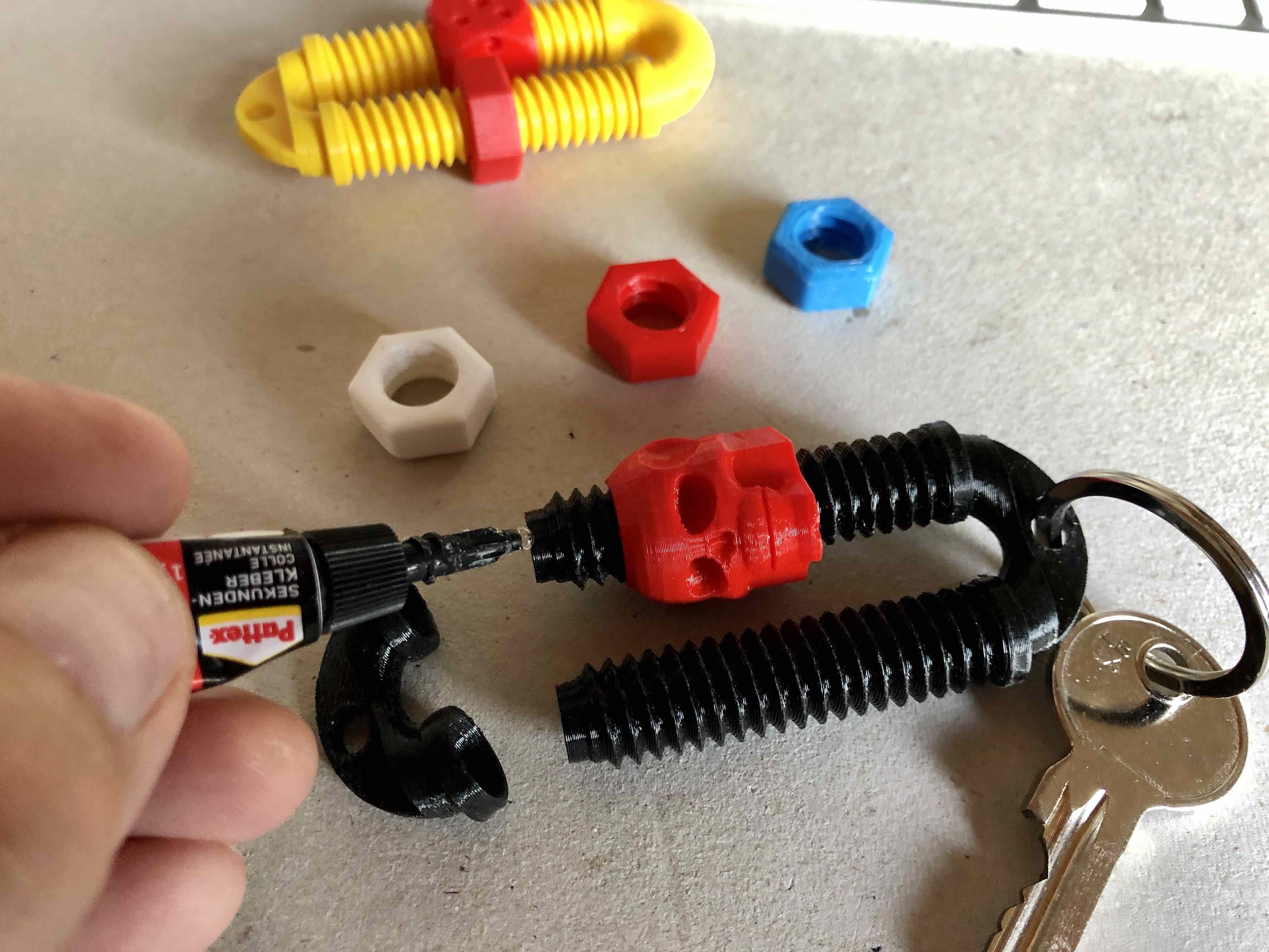 Free STL file Key Chain - modifiable 🔑・3D printer design to download・Cults