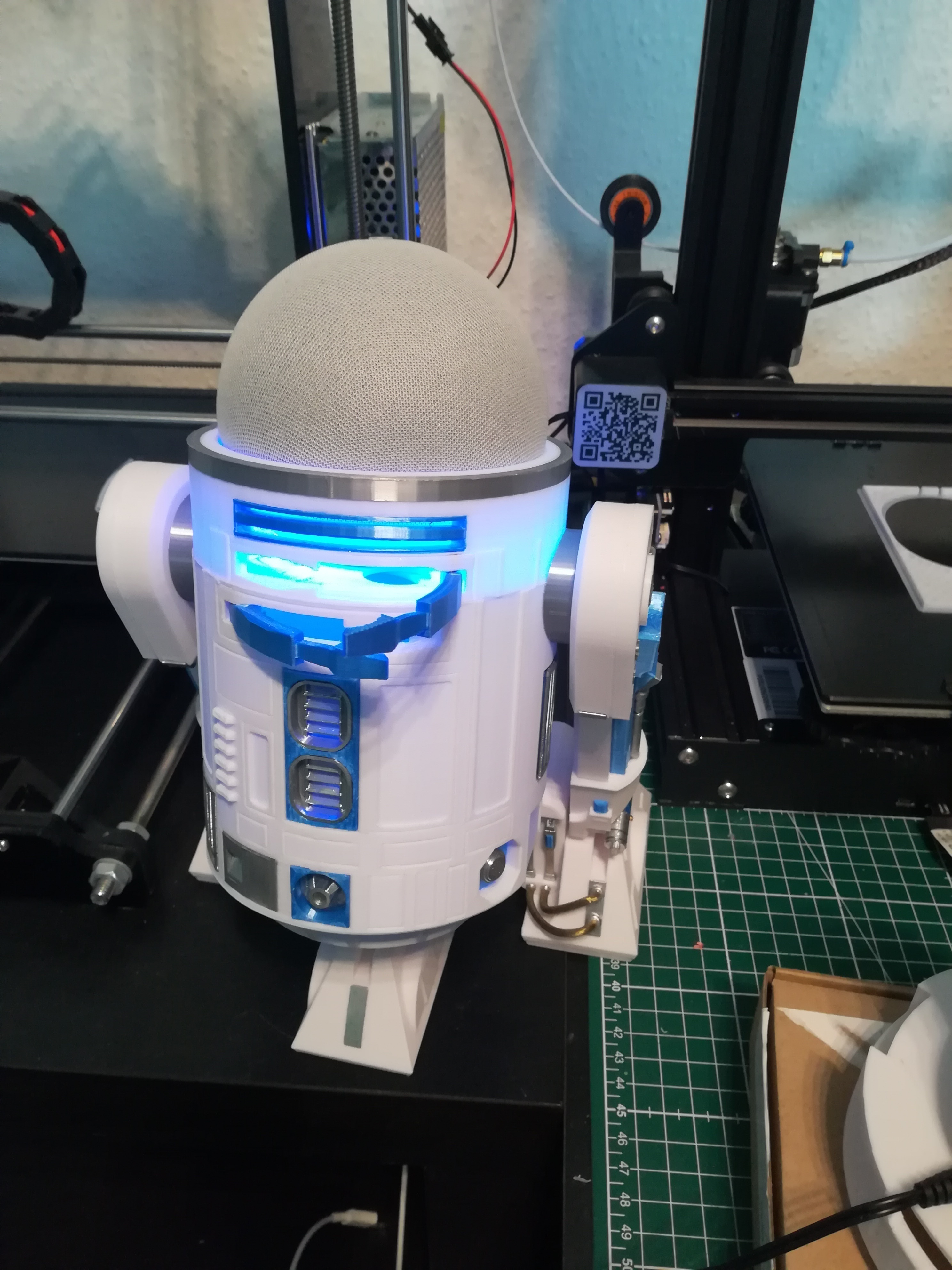 🤖 R2D2 - Echo Dot 3/4/ Google Nest Mini 2 Holder・ 3D File for 3D ...