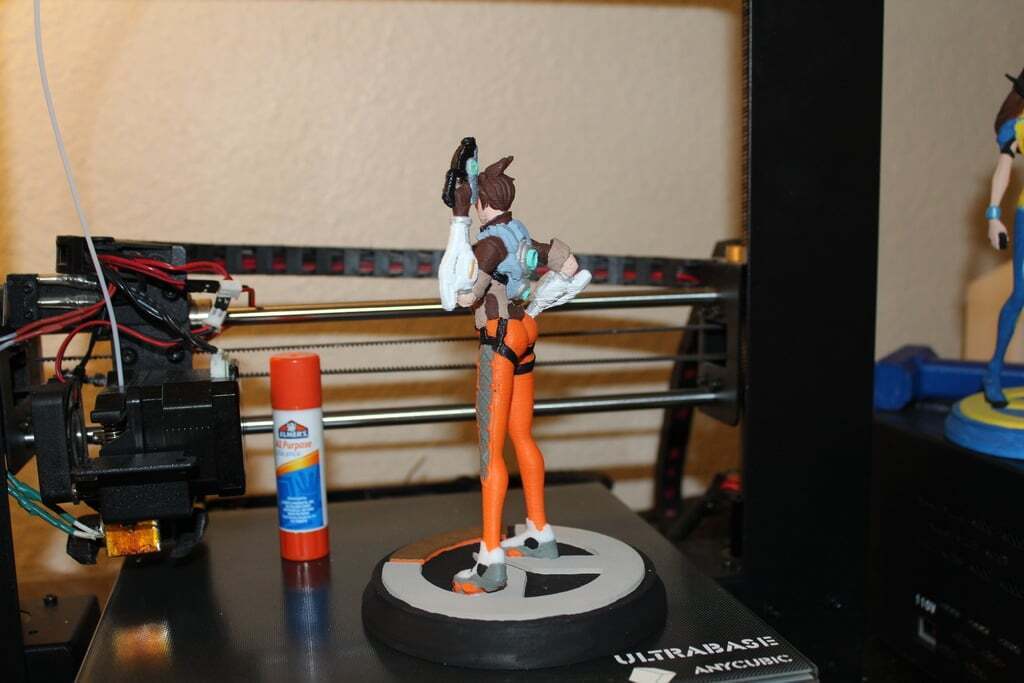 3D printing Overwatch - Tracer - Full character - Low poly. Hi-poly ...