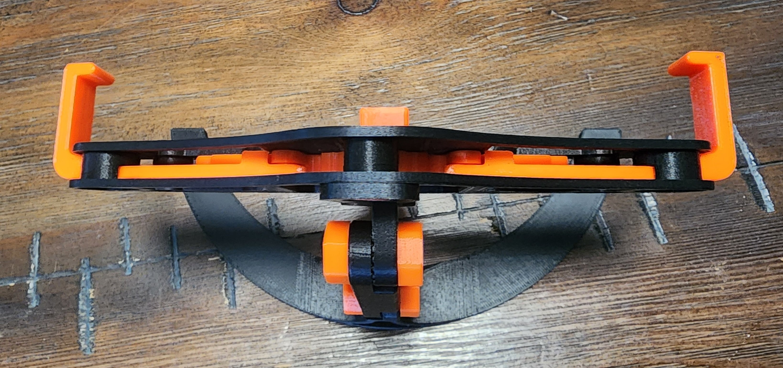 3D printed Mechanical Phone Stand V2・Cults