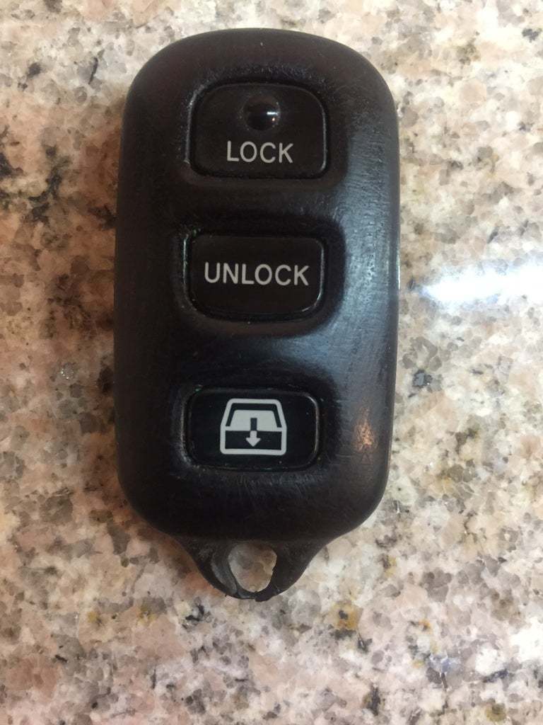 🚗 Toyota Sequoia key fob fix・Free STL File for ・Cults