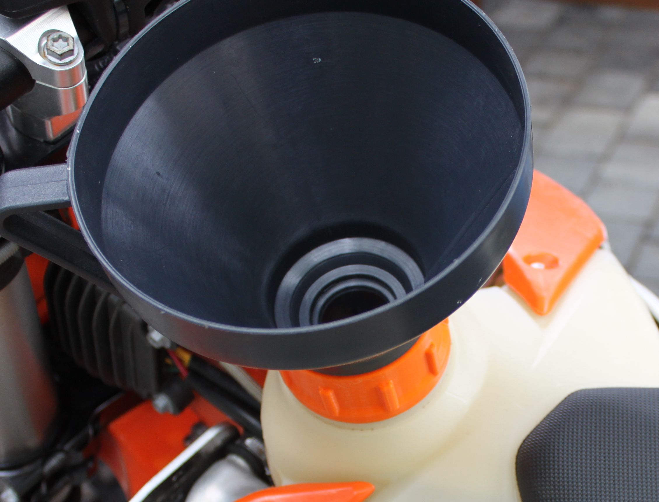 Файл STL KTM funnel 🔧 ・3D-печать дизайна для загрузки・Cults