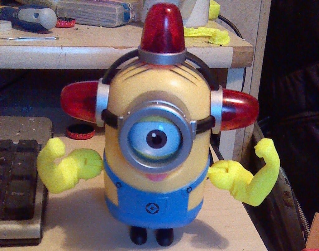 Бесплатный STL файл Beefy Arms for 5" Minion toy 👹 ・3D-печатная модель ...