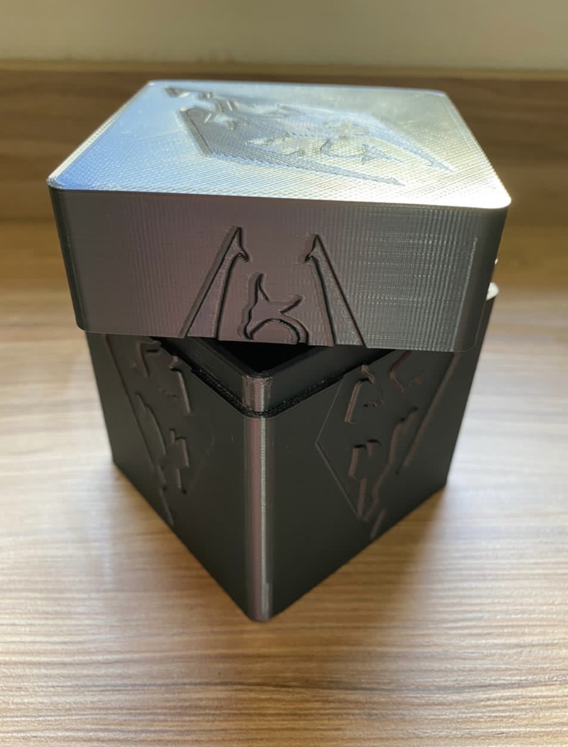 STL file Skyrim Card Box 📦 ・3D printing design to download・Cults