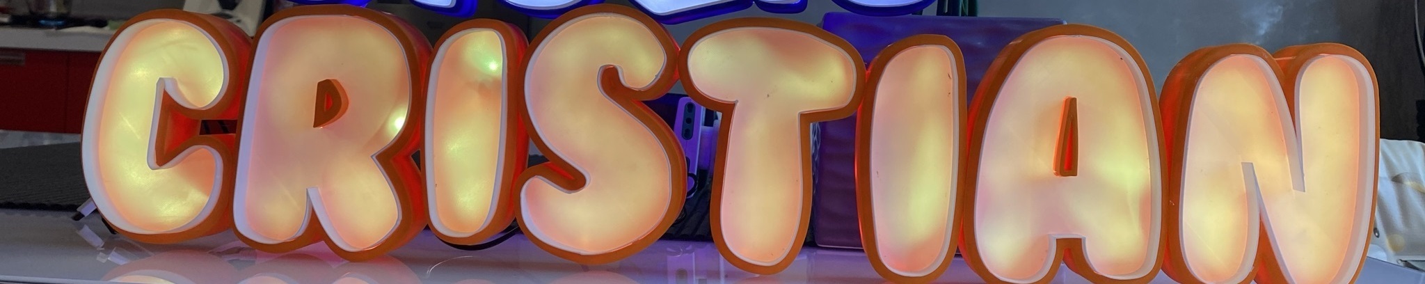 3D file CRISTIAN LAMPADA 🎨・3D printing model to download・Cults