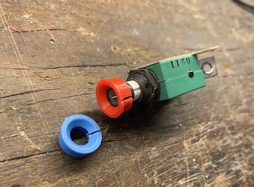 👽 Boeing 737 circuit breaker collar・Free 3D File for ・Cults