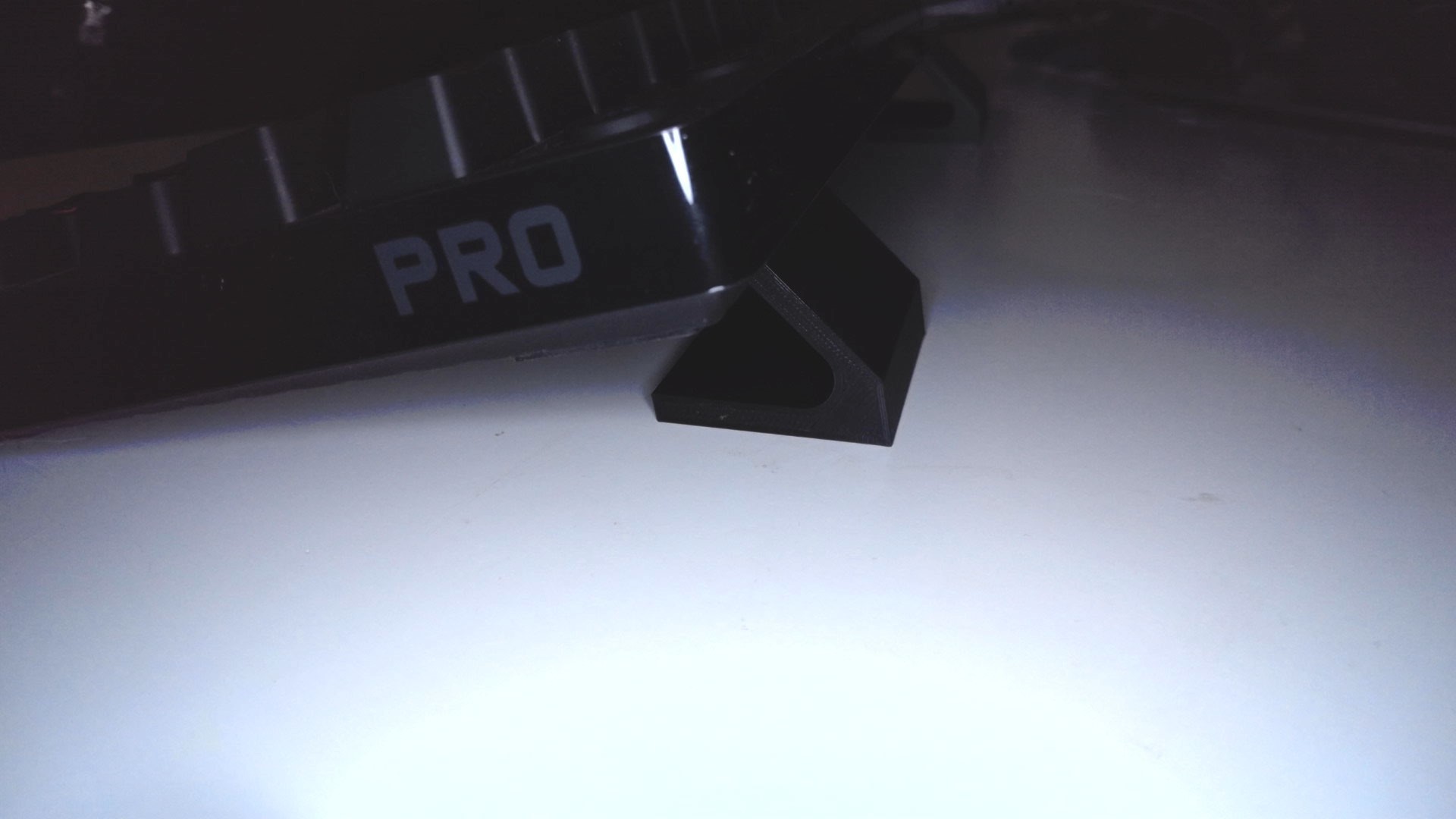 Free STL file Logitech G Pro Keyboard Legs ⌨️ ・3D printer model to ...
