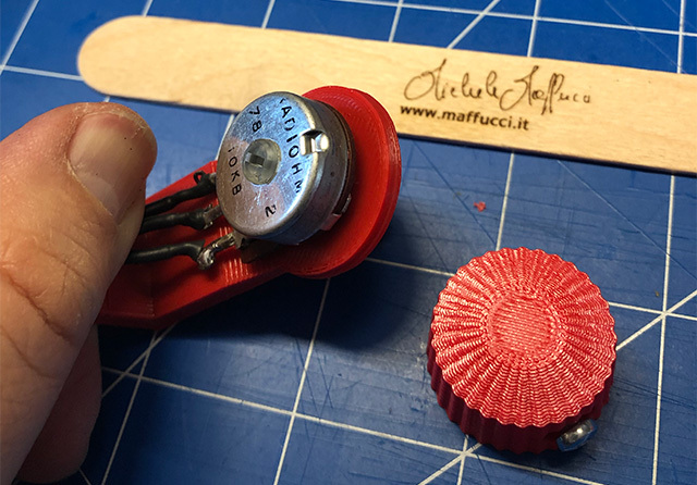 Free 3D file Potentiometer support and knob 🔧 ・3D printer design to ...