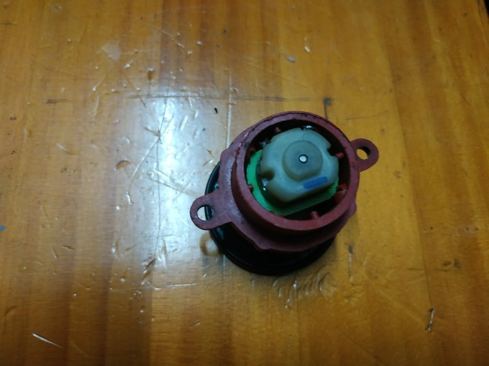 Archivo STL gratuito acople motor DC 👽 ・Design para impresora 3D para ...