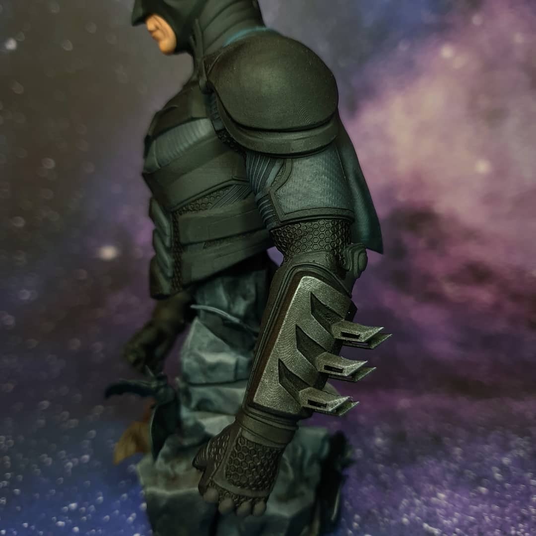 3D print Dark Knight Bust • made with Elegoo Saturn・Cults