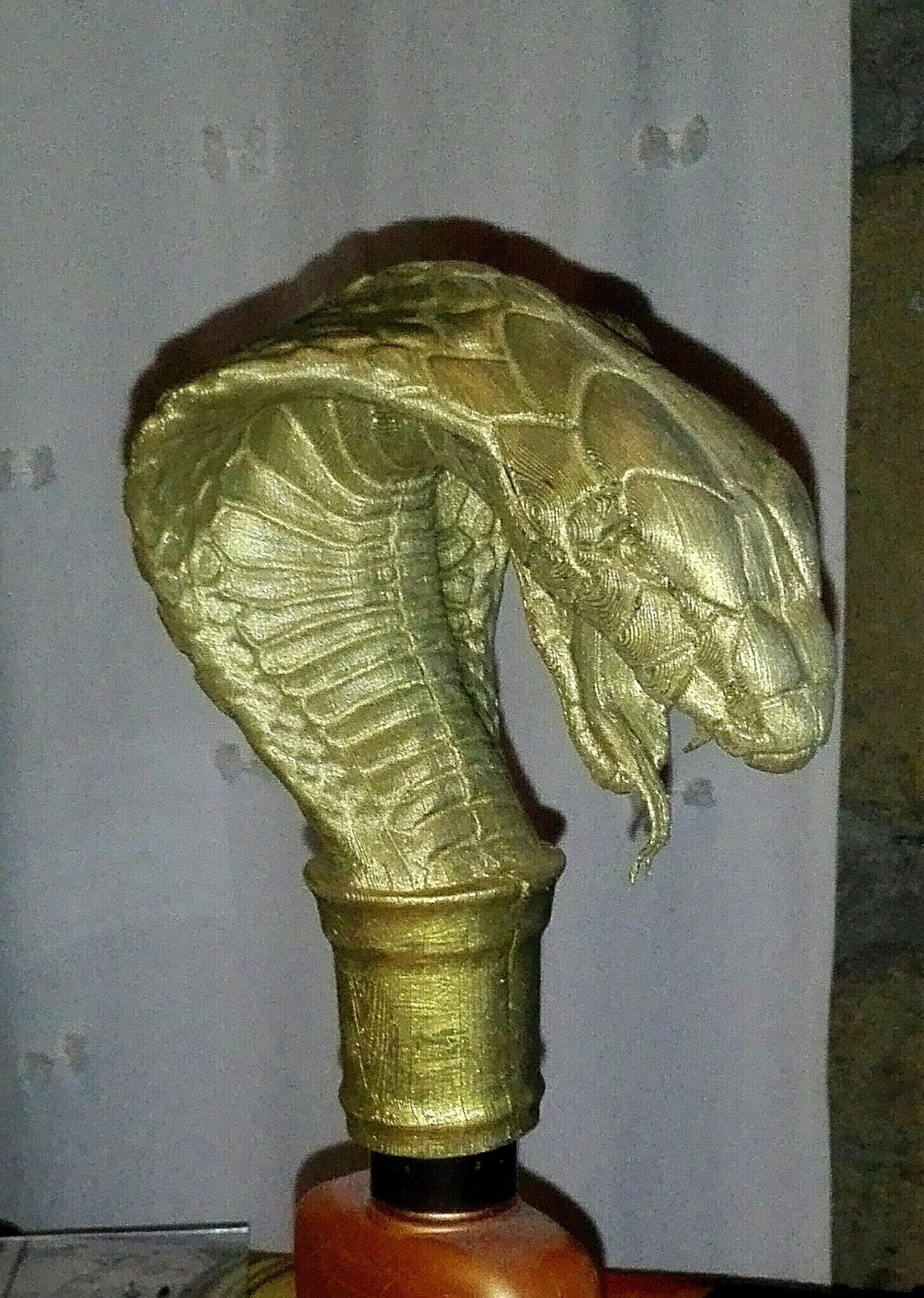 Imprimir en 3D Cobra Topper gratis (bastones de senderismo de 7 dólares ...