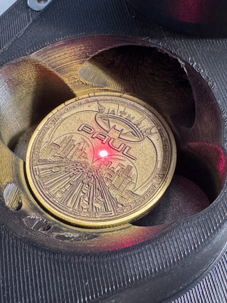 🪙 Coin holder with compressed air & suction for fiber lasers (MonPort ...
