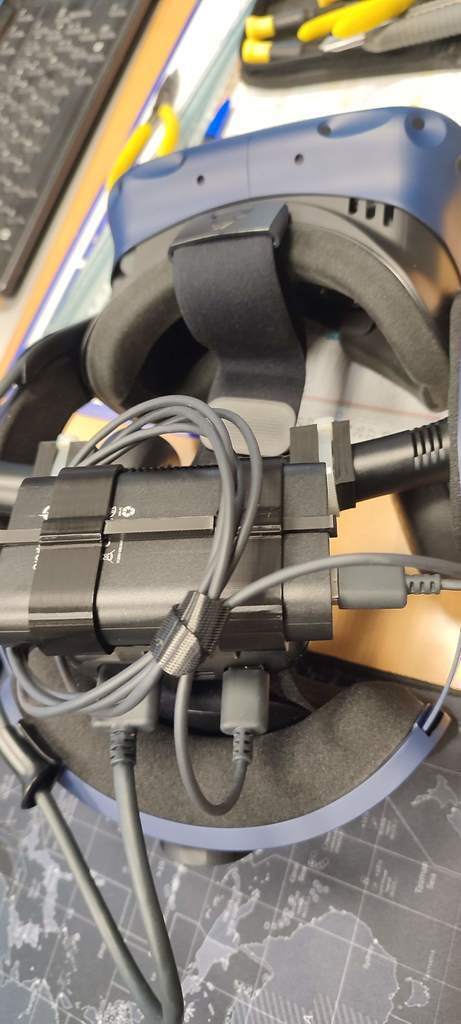 🔋 40x40 Fan support & Anker Battery arm for HTV ViVe Wireless・Free 3D ...