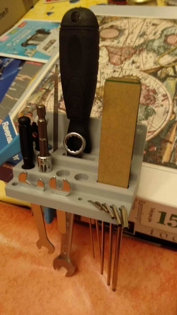 Free STL file CR-10 Wall Mount Tool Holder Remix 🔧 (GCODE)・3D printable ...