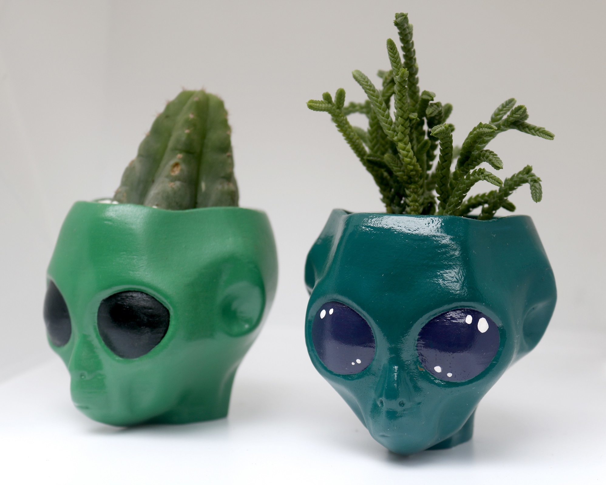 STL file Alien Planter 👽 (OBJ)・3D print object to download・Cults