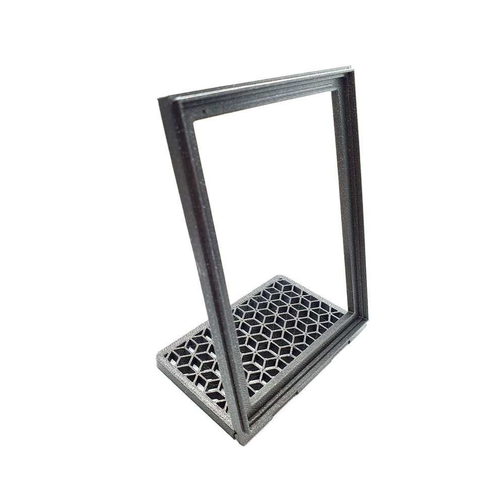 STL file Game card frame with Toploader 🖼️ ・Design to download and 3D ...