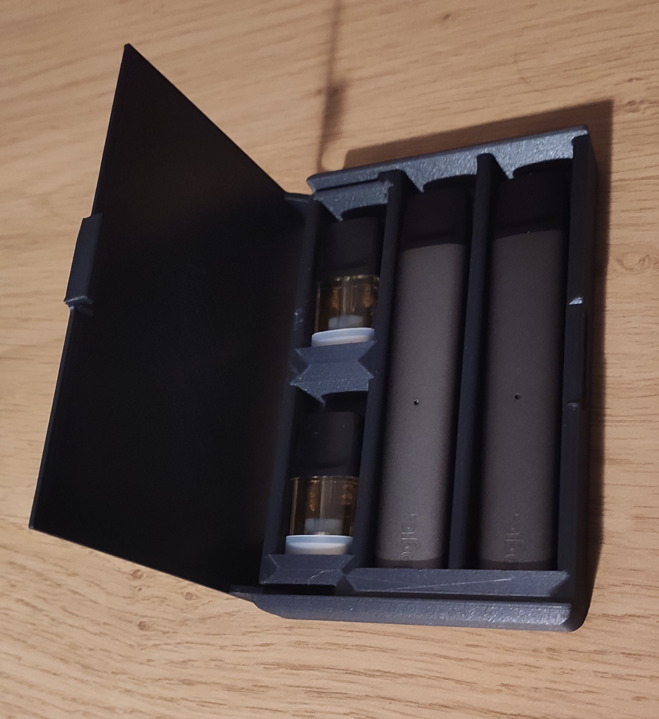 STL file Logic compact box - double e-cigarette holder 📦 ・3D printable ...