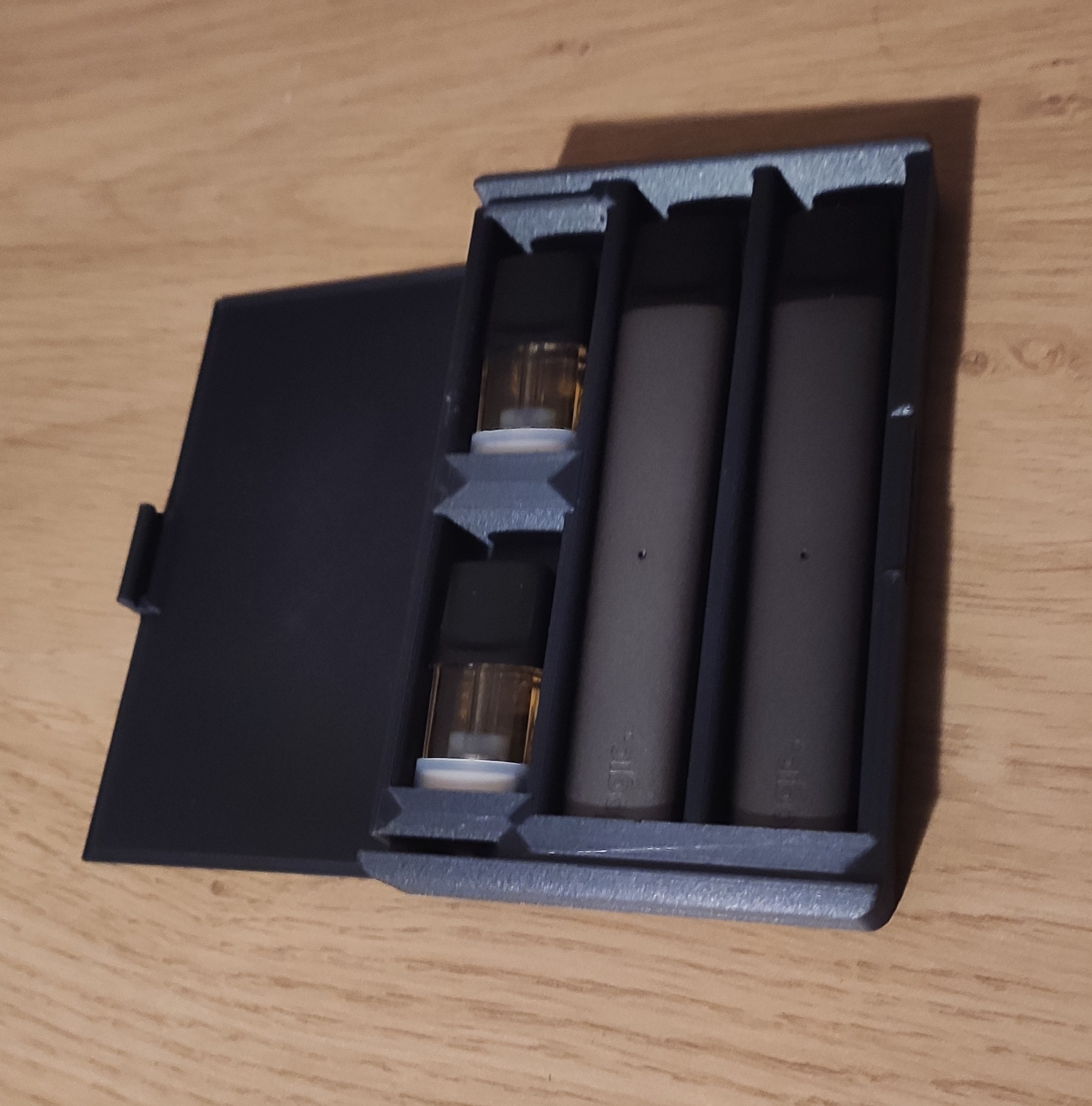 STL file Logic compact box - double e-cigarette holder 📦 ・3D printable ...