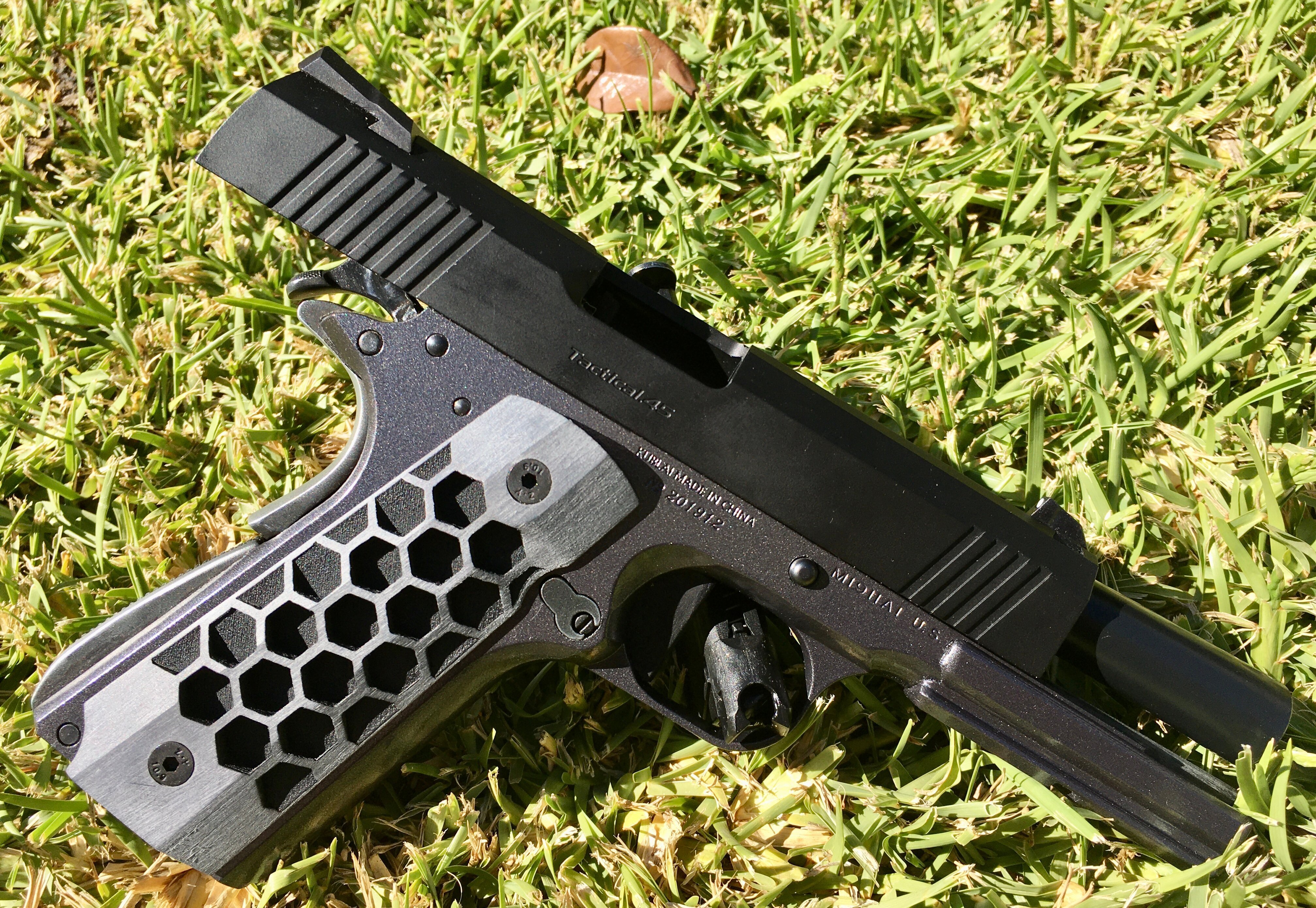 3D printed Grips HONEYCOMB for WE/KJW GBB pistol 1911・Cults