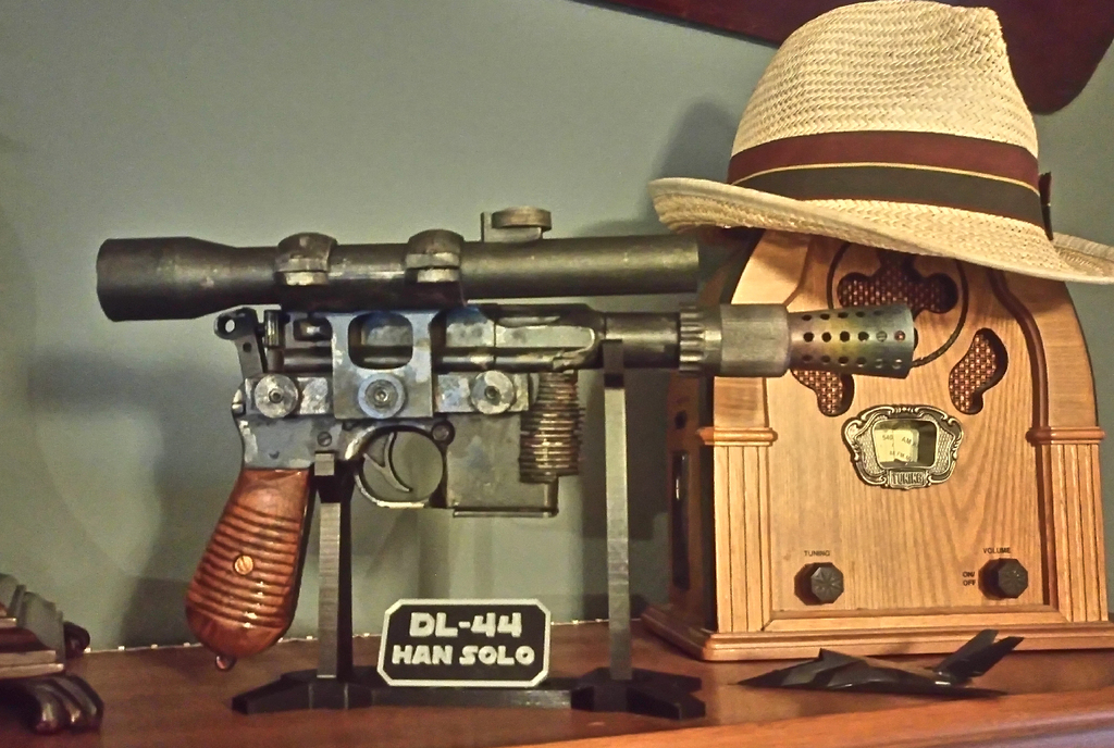 3D printable DL-44 Blaster support・Cults