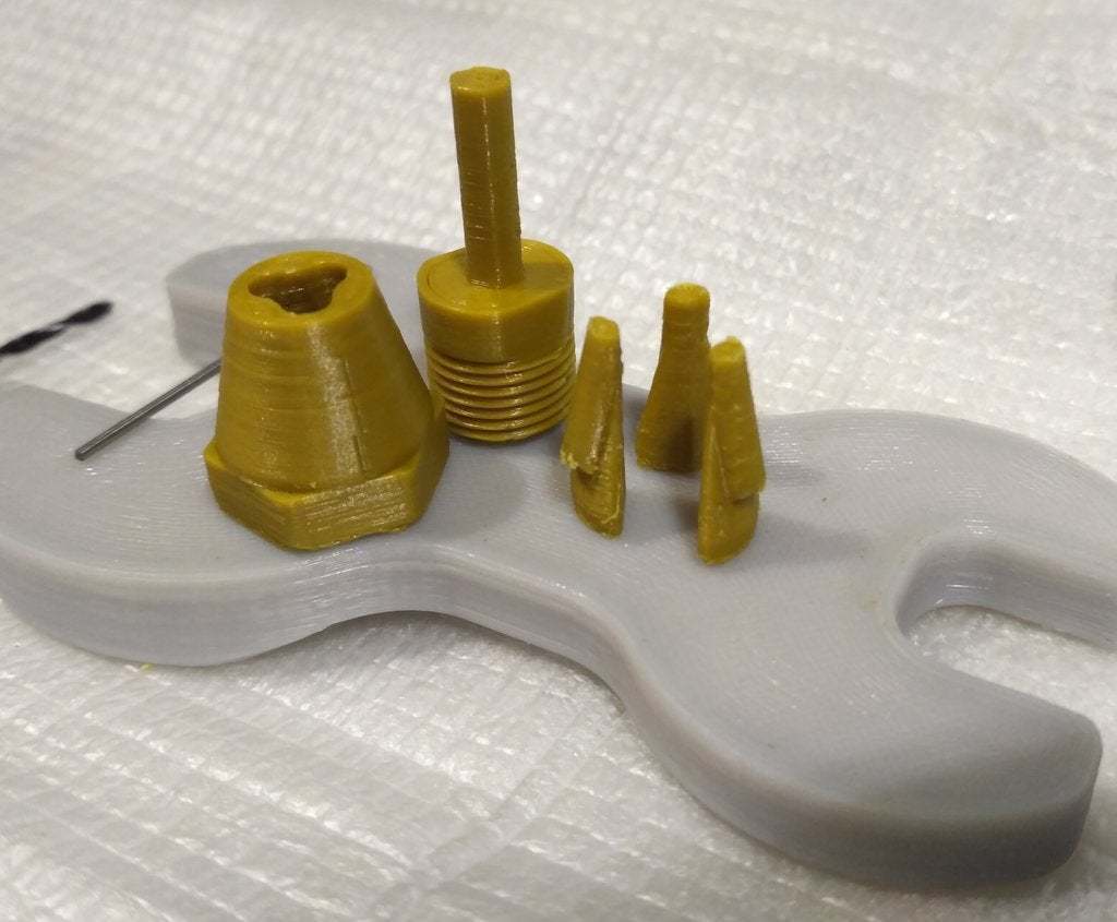 Free STL file Chuck 0.8mm - 2.5mm for microdrill. 🛠️・3D print model to ...