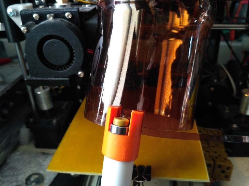 Free STL file plastic bottle cutter with bearings 🍾 ・3D print model to ...