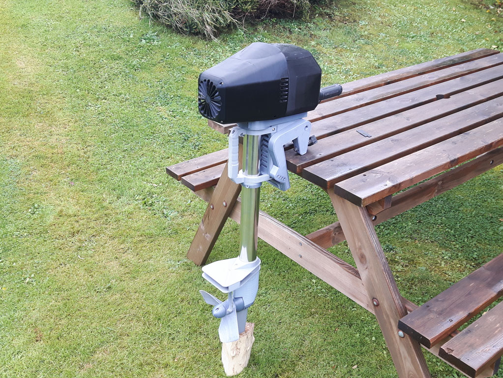 🦵 eGull outboard motor - optional steel leg・ STL File for ・Cults