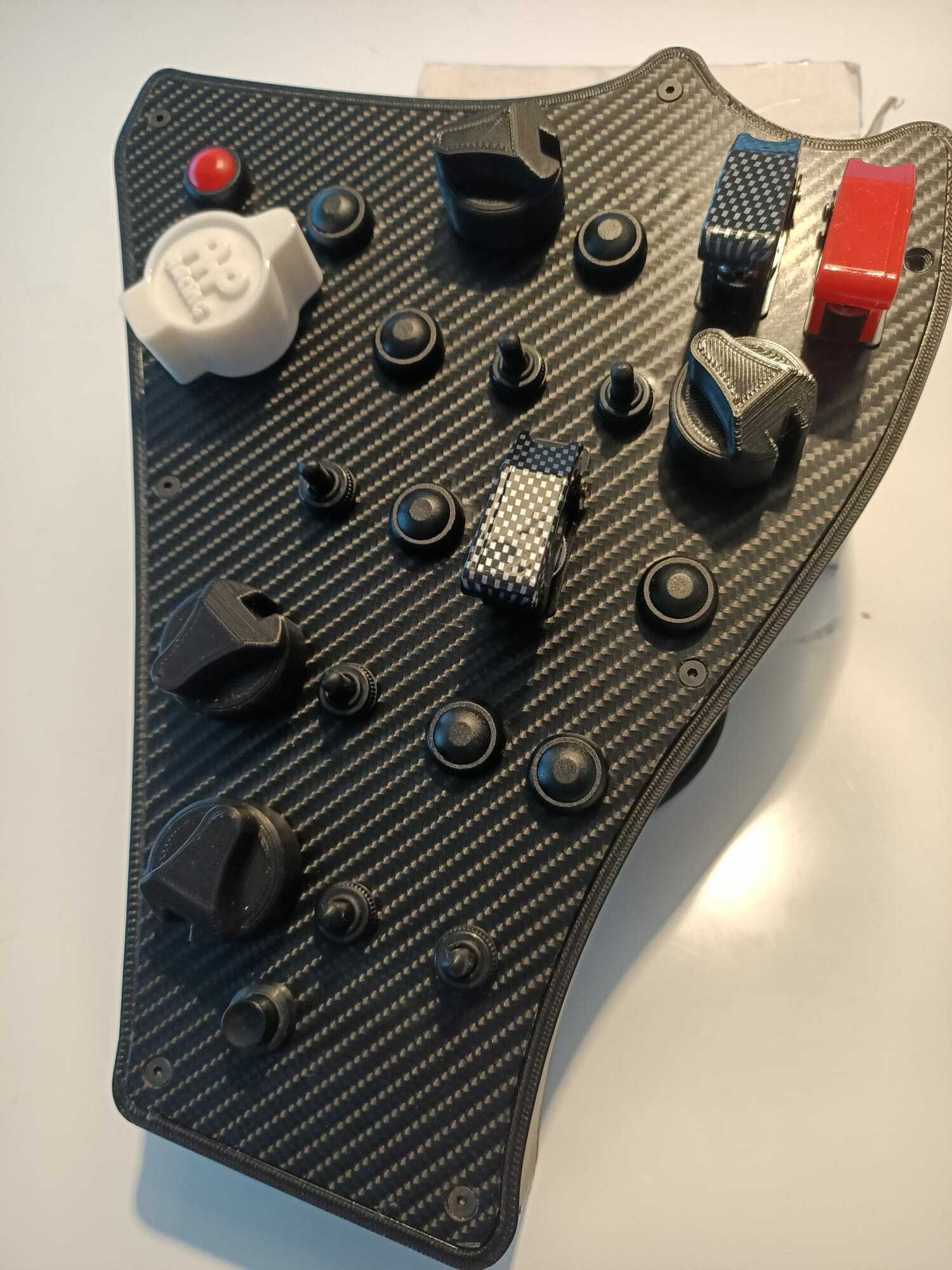 STL file Button Box Ferrari 📦 ・Model to download and 3D print・Cults