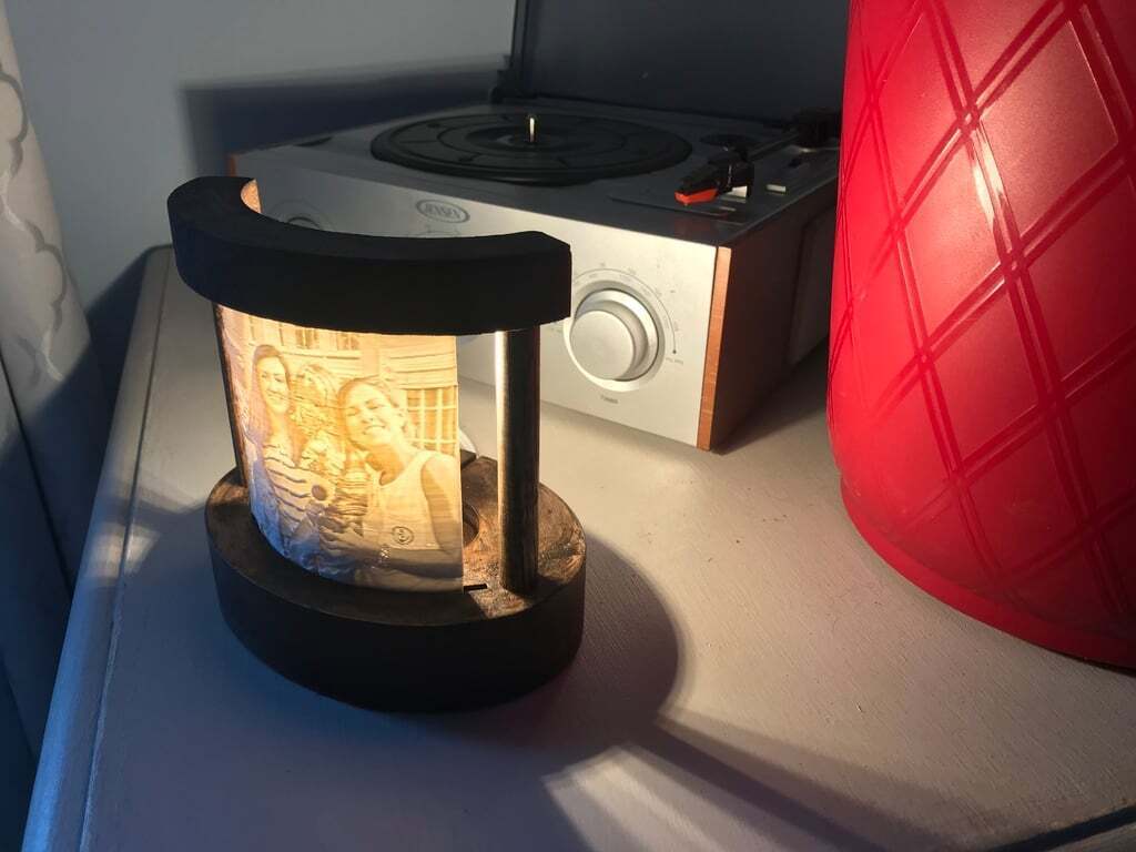 3D printable Lighted Lithophane Stand・Cults