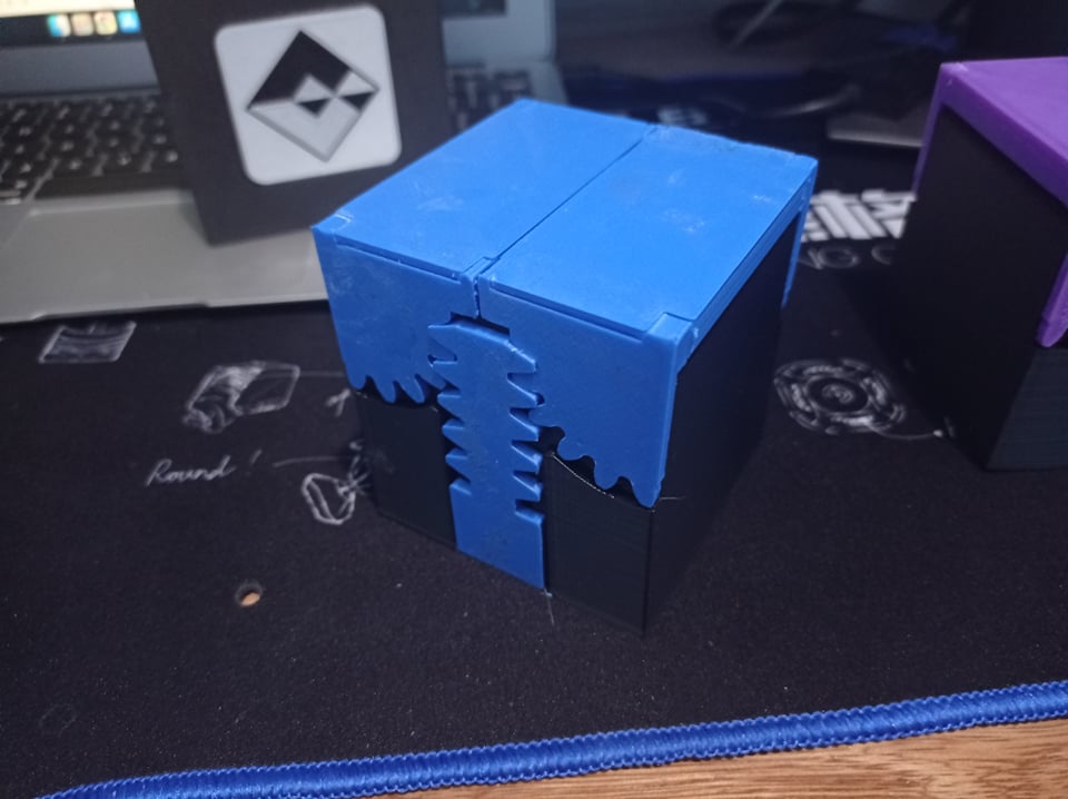 STL file Slide Up Rubik's Cube Box 🛝 ・3D printable model to download・Cults