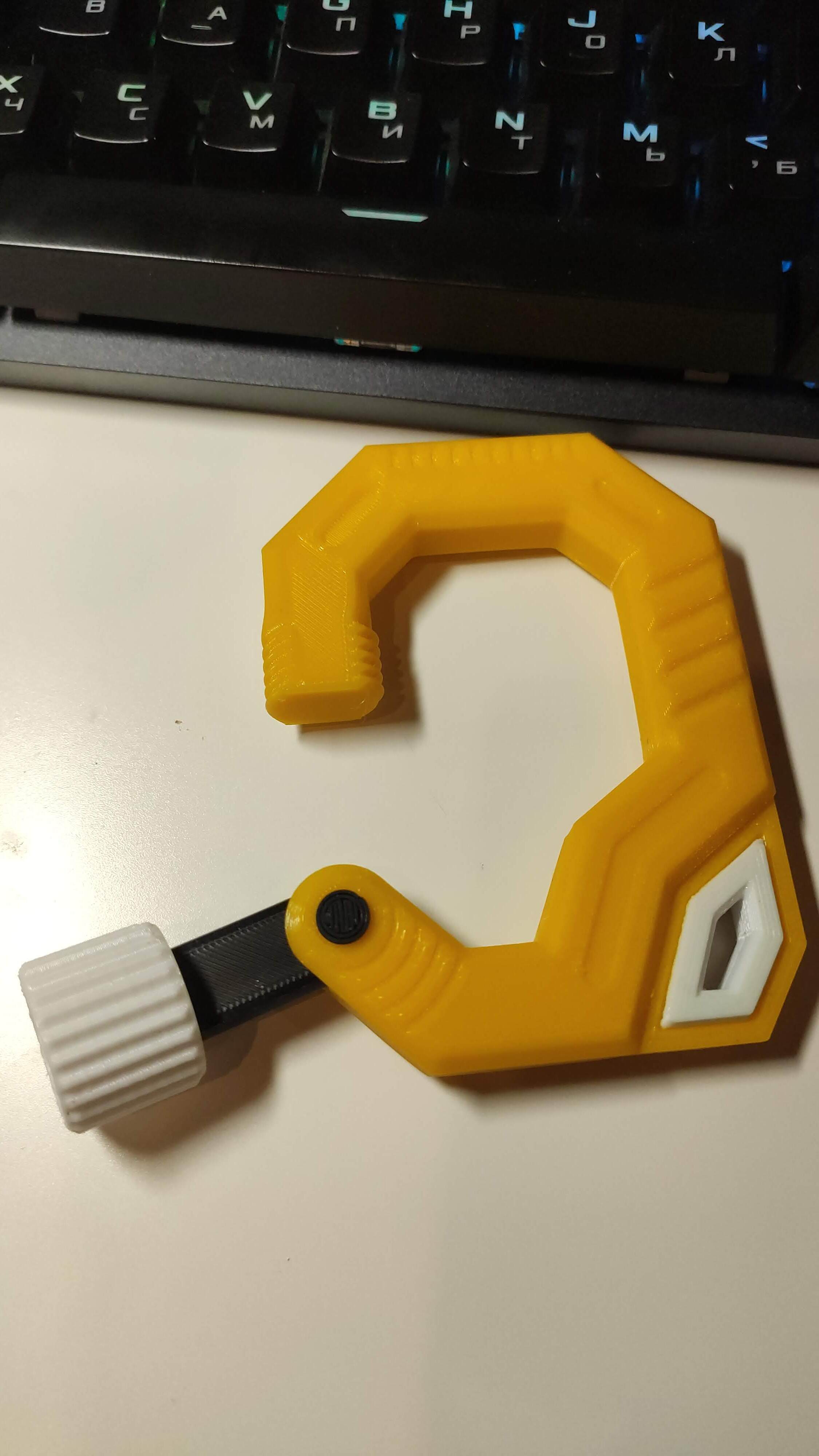 3D printing Screw Lock Carabiner・Cults