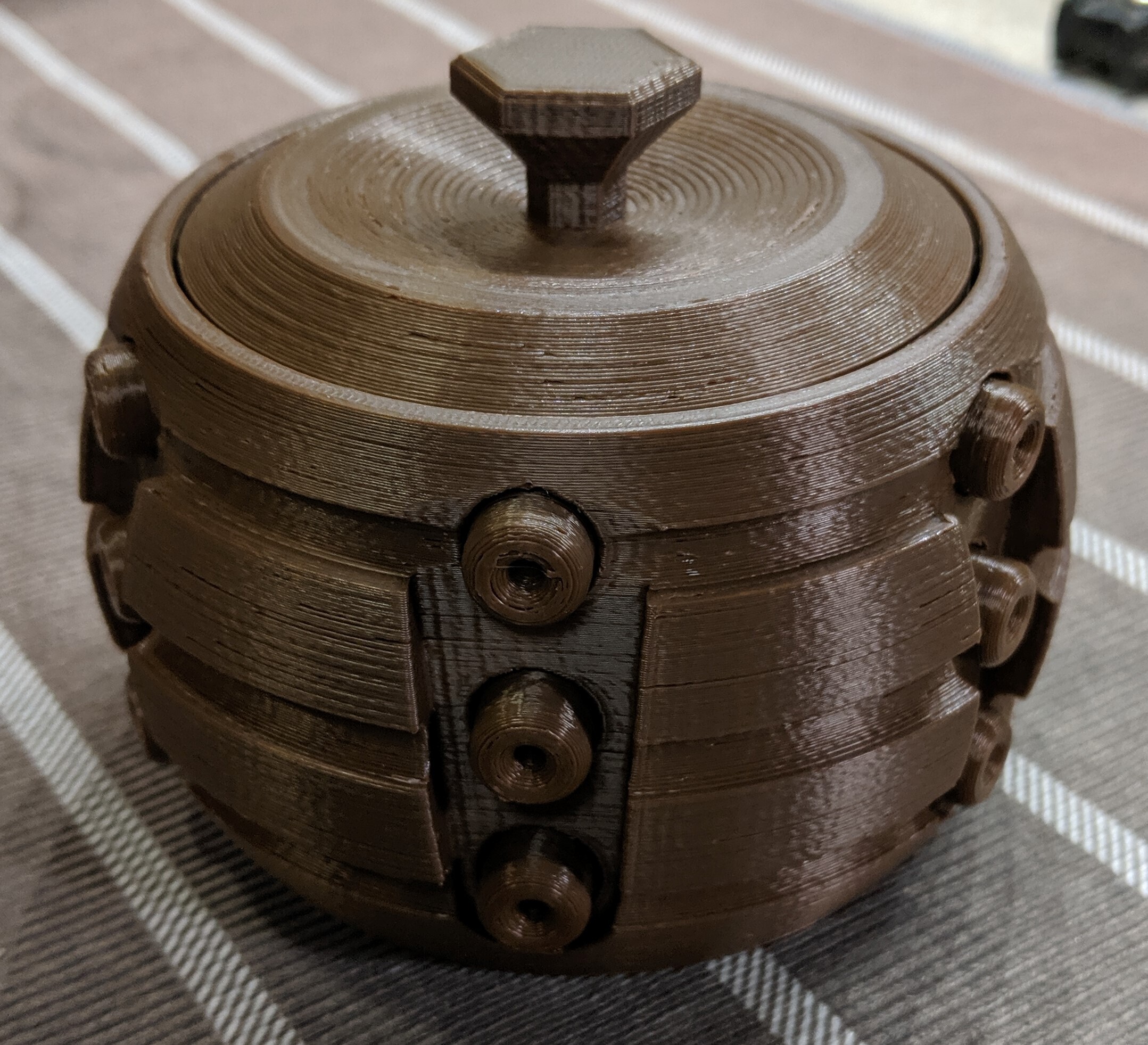 3D printed Bank Vault Box・Cults