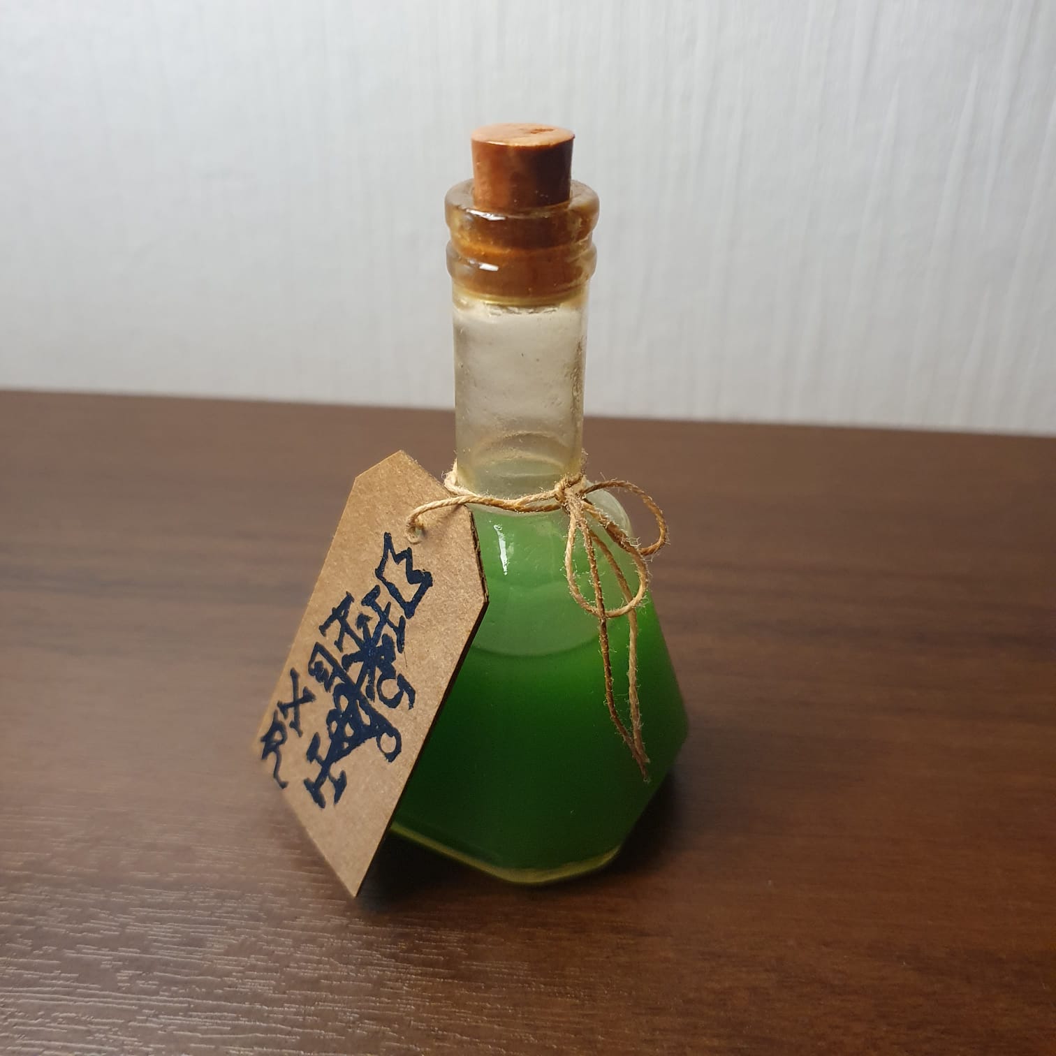 Skyrim health and mana potion (lesser potions) props replica 3D ...