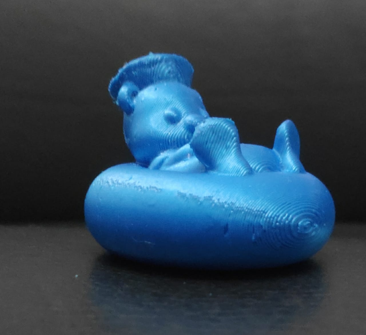 3D file Otter on the Pool Float 🦦 ・3D printer design to download・Cults