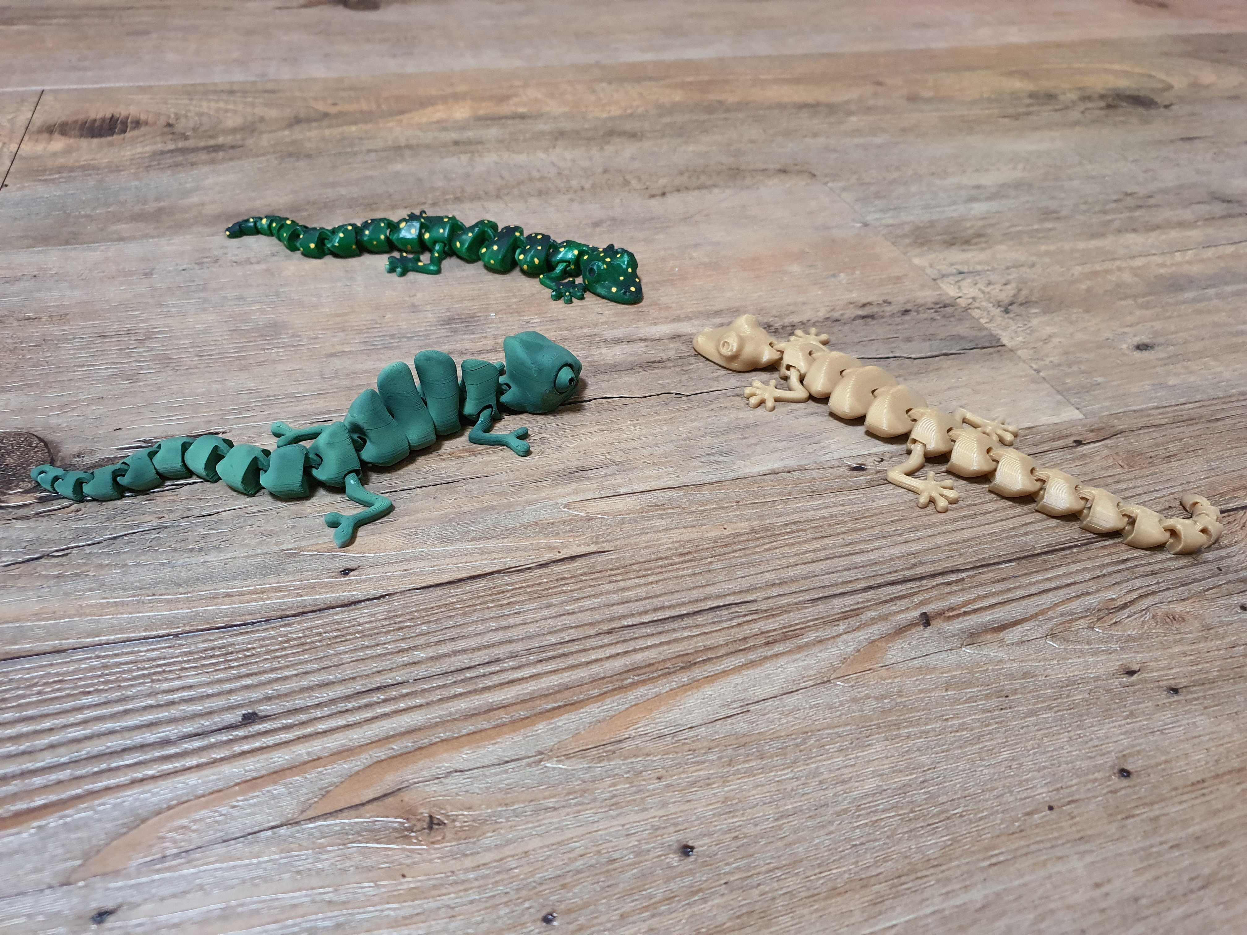 3D printing Articulated Lizard v2・Cults