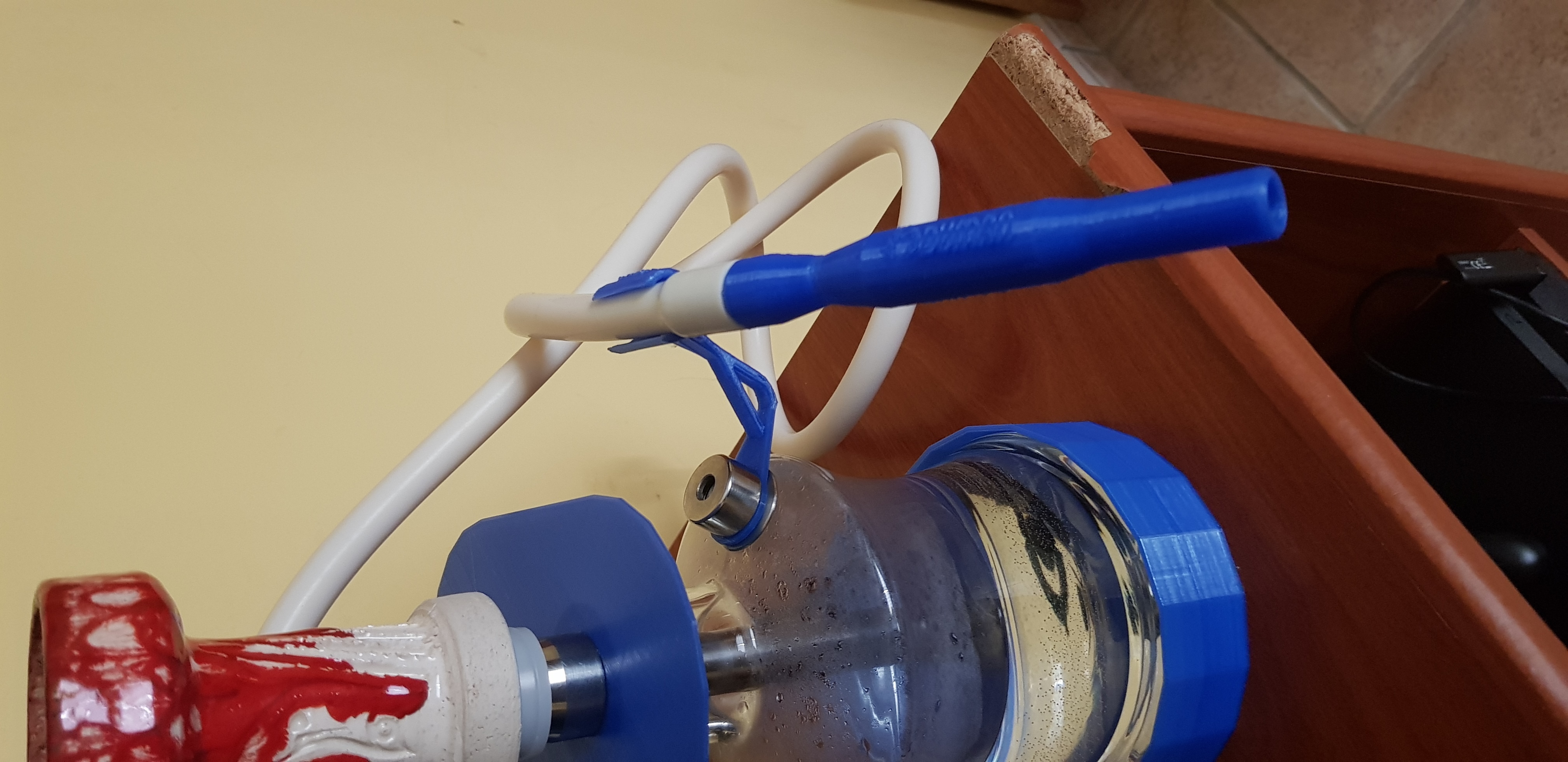 STL file ODUMAN N2 TRAVEL HOSE HOLDER 👽 ・3D printable design to ...