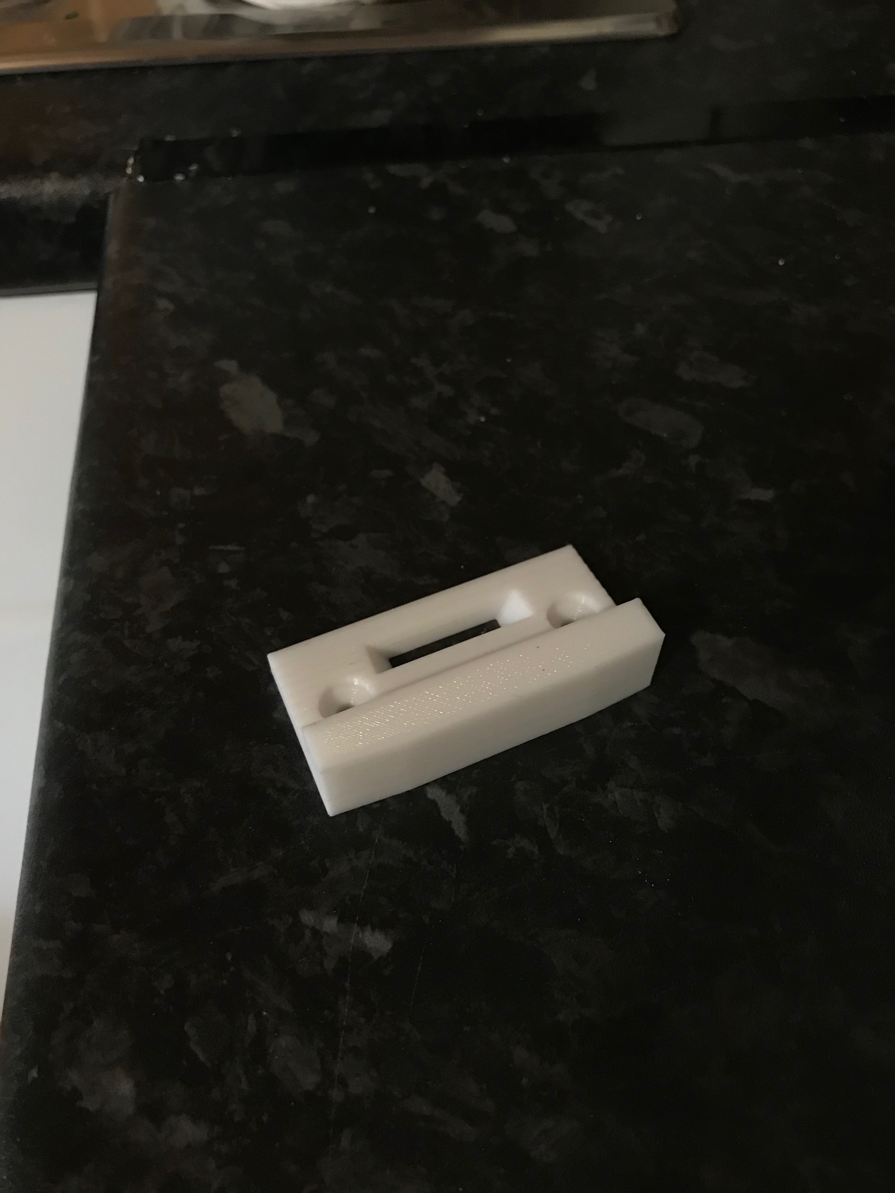 Free STL file Window Wedge 🪟 ・3D print design to download・Cults