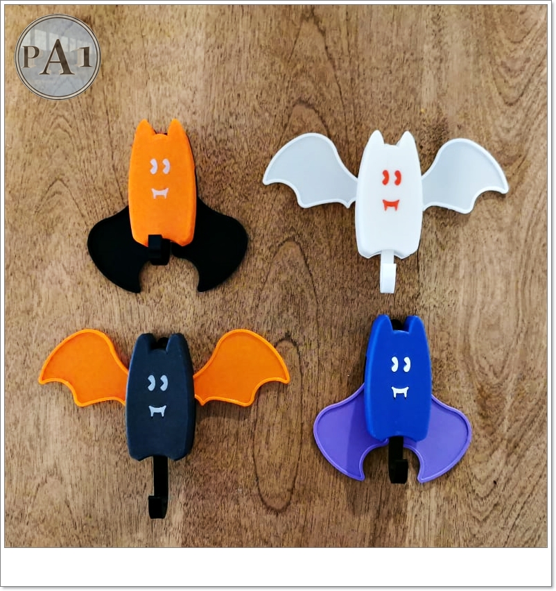 STL file Cute Bat Key holder 🦇 ・3D printer model to download・Cults