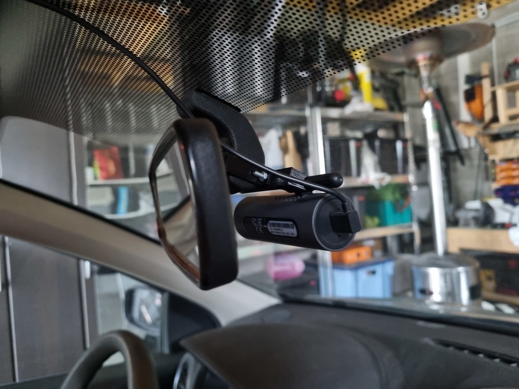 Free 3D file dashcam mount 70mai 🚗 ・3D print design to download・Cults