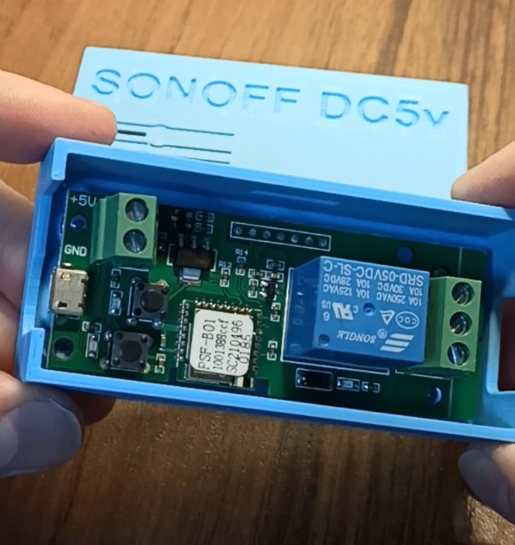 Free 3D file Sonoff DC 5v box modif button 📦 ・3D printing idea to download・Cults