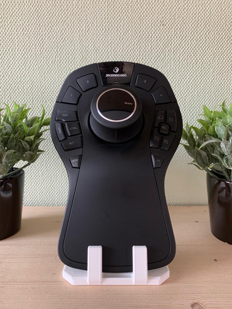 Archivo STL gratuito Soporte 3D Connexion Spacemouse Pro 👽 ・Objeto ...