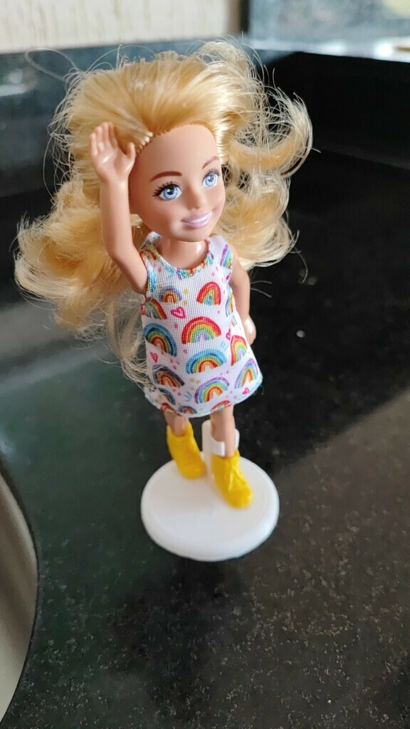 Free 3D file Mini Barbie Doll Stand 🧸 ・Model to download and 3D print・Cults