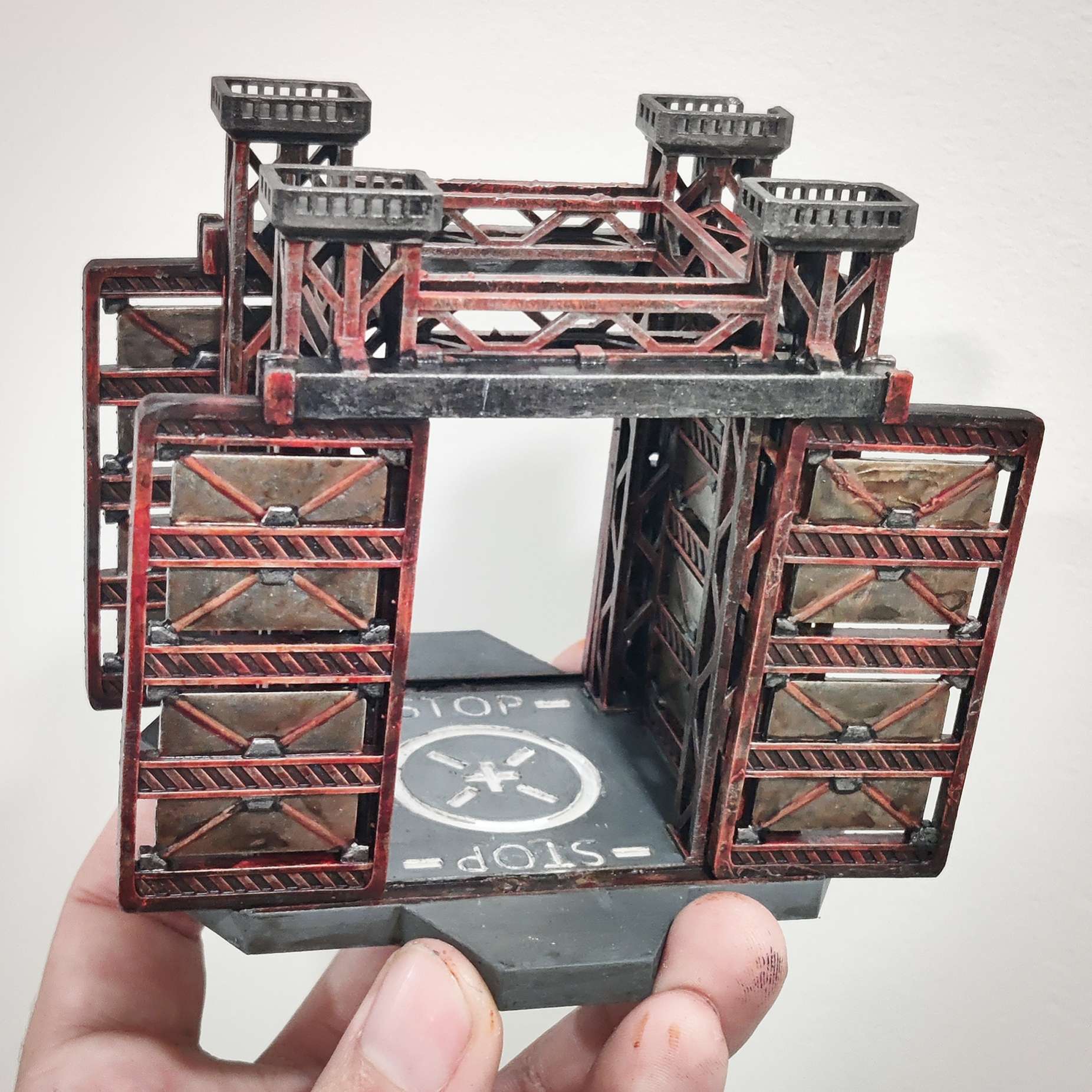 3D printed Mecha Repair Bay・Cults